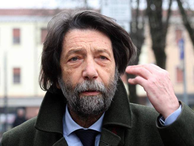 Cacciari, la filosofia che si arrende al fatto compiuto - Il Pensiero ...